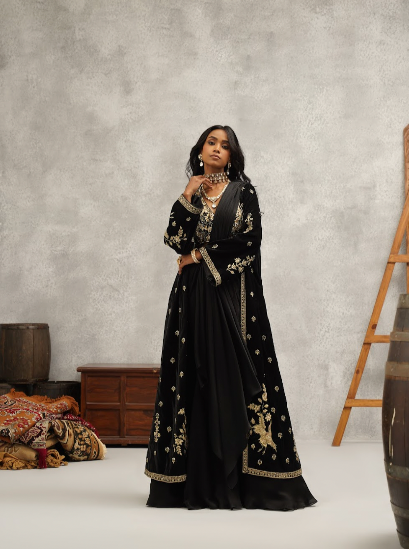Black Embroidered Jacket Saree – Kapda Dori